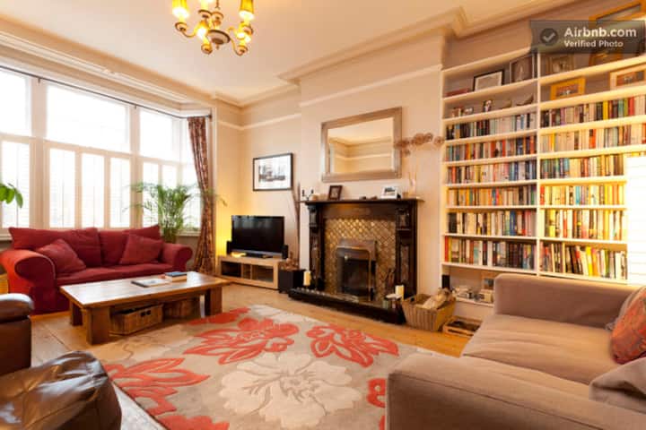 Lovely House + Garden. Free Parking For 2 Cars - Brighton