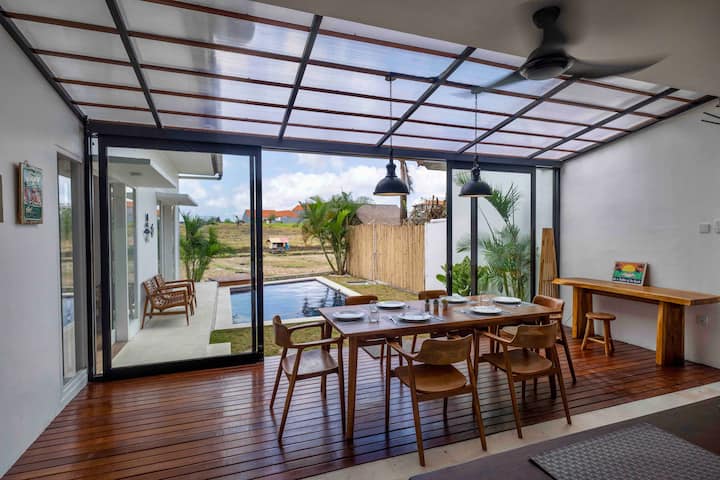 Positano Villa -3br Villa W Rice Field View & Pool - 峇厘島