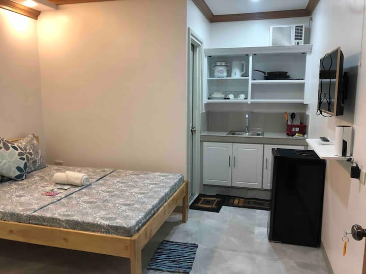 Meadow Brook Apartment Rm4 Upto 100mbps Fiber Pldt - Panglao