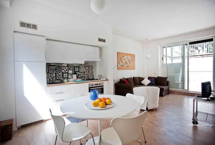 Farmhouse. Lumière Et Tranquillité. - 