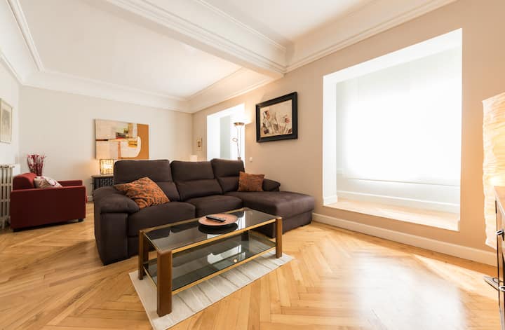 Amplio Apartamento En Moncloa - Mascotas Consultar - 