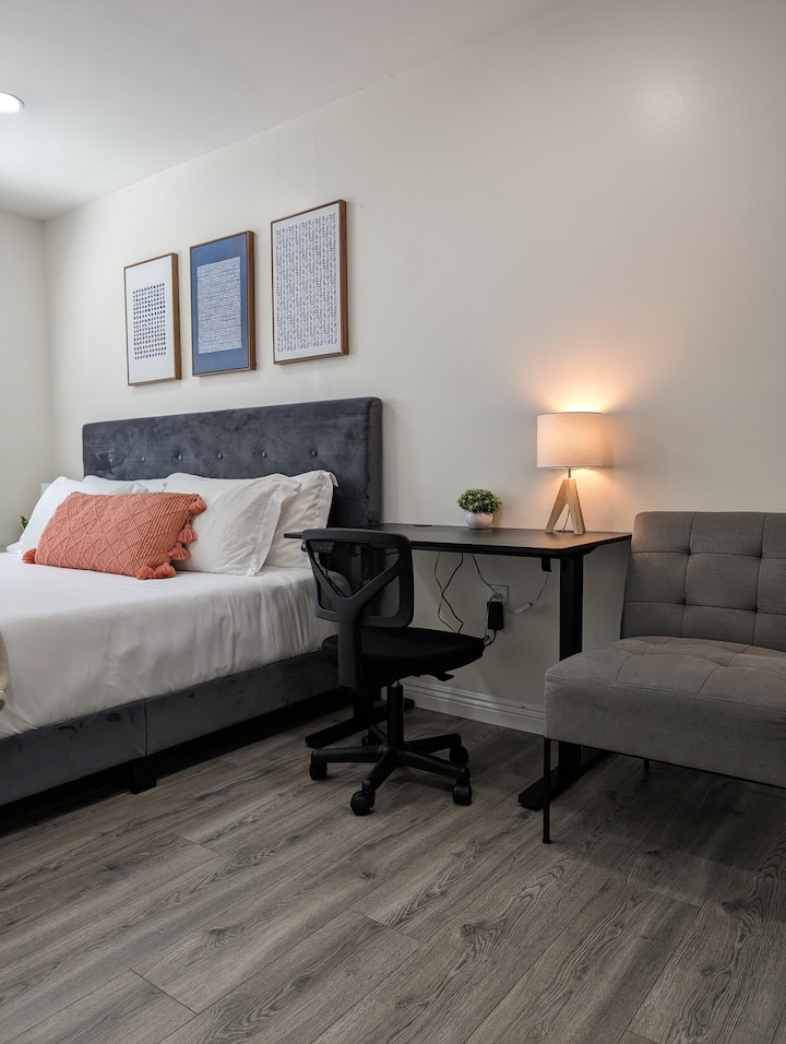 Freshly Updated Studio In Alhambra - Alhambra, CA