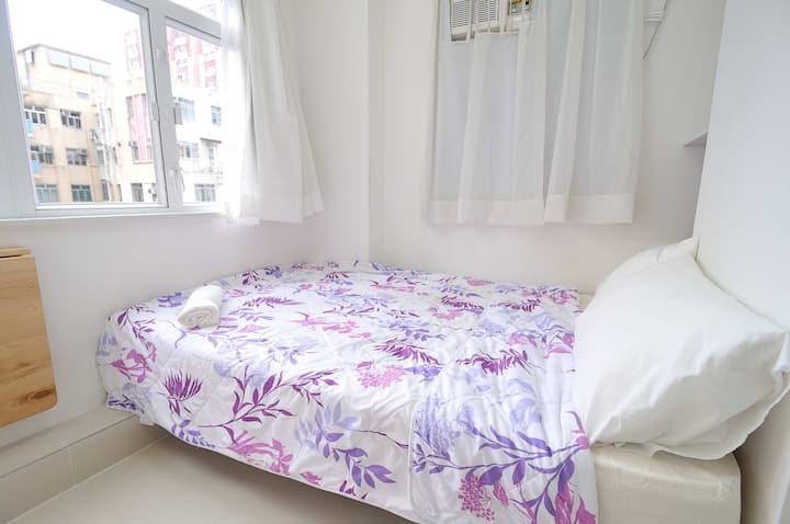 Studio W/ Private Kit. & Bath. (B) - Hongkong