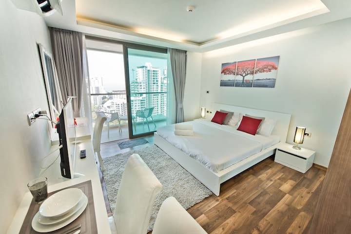Chic Style Studio In Peak Towers - Pattaya