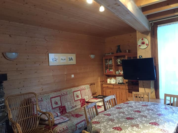 L'edelweiss Centre Station - Morzine