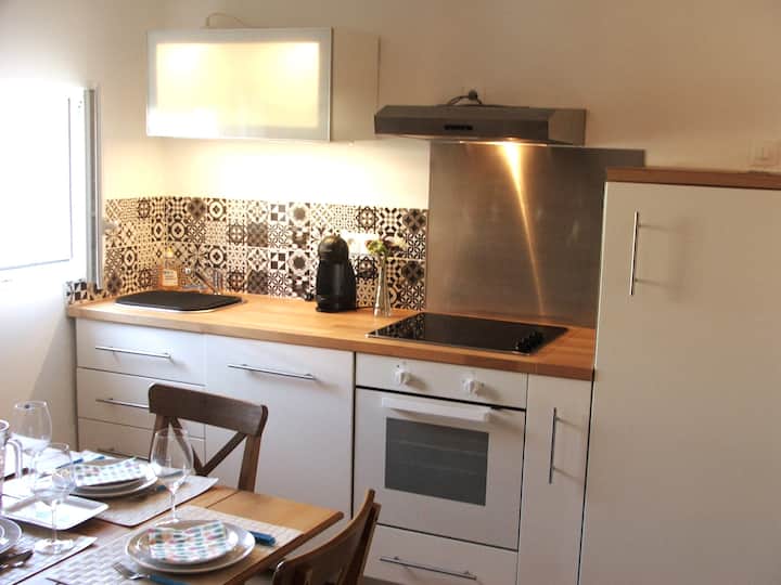 Maisonnette, Calme 40m² - Idéales Visites à Pied - Arles