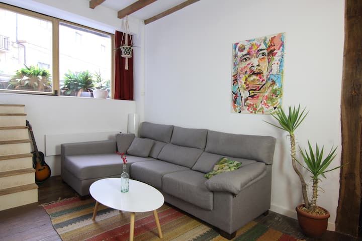 Central Apartment With A Tree - Saint-Sébastien