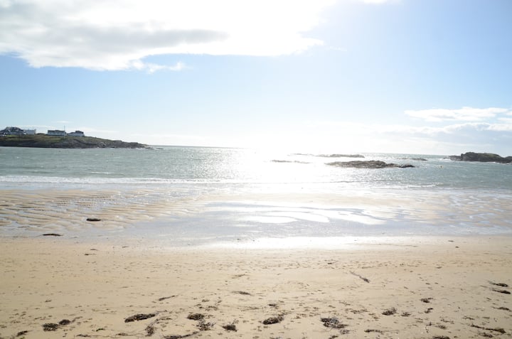 Modern Two Bedroom Apartment With Free Wifi - Trearddur Bay