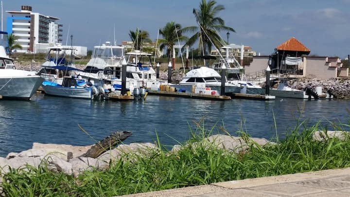 Vida En La Marina Departamento - Mazatlán