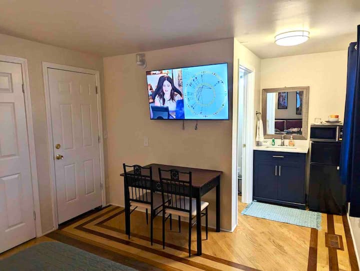The Cat7: Guest Suite Ii - Bothell, WA