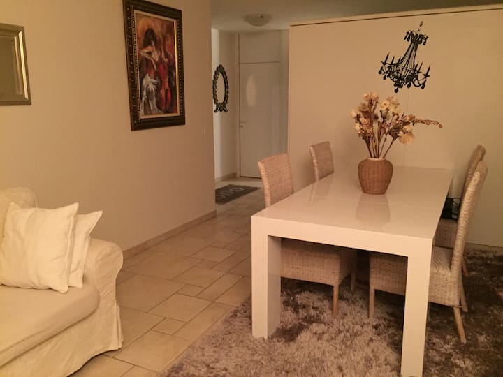 Jolie Chambre / Nice Cosy Bedroom - Nyon