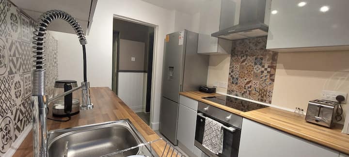 Lovely Room With A Scottish Cow - Hamilton, UK