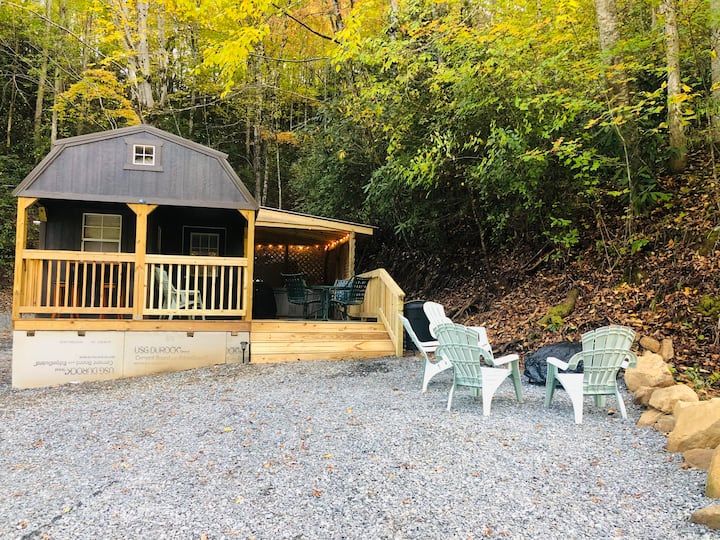Storyteller's Shack: Whistling Holler Cabins #2 - Bryson City, NC