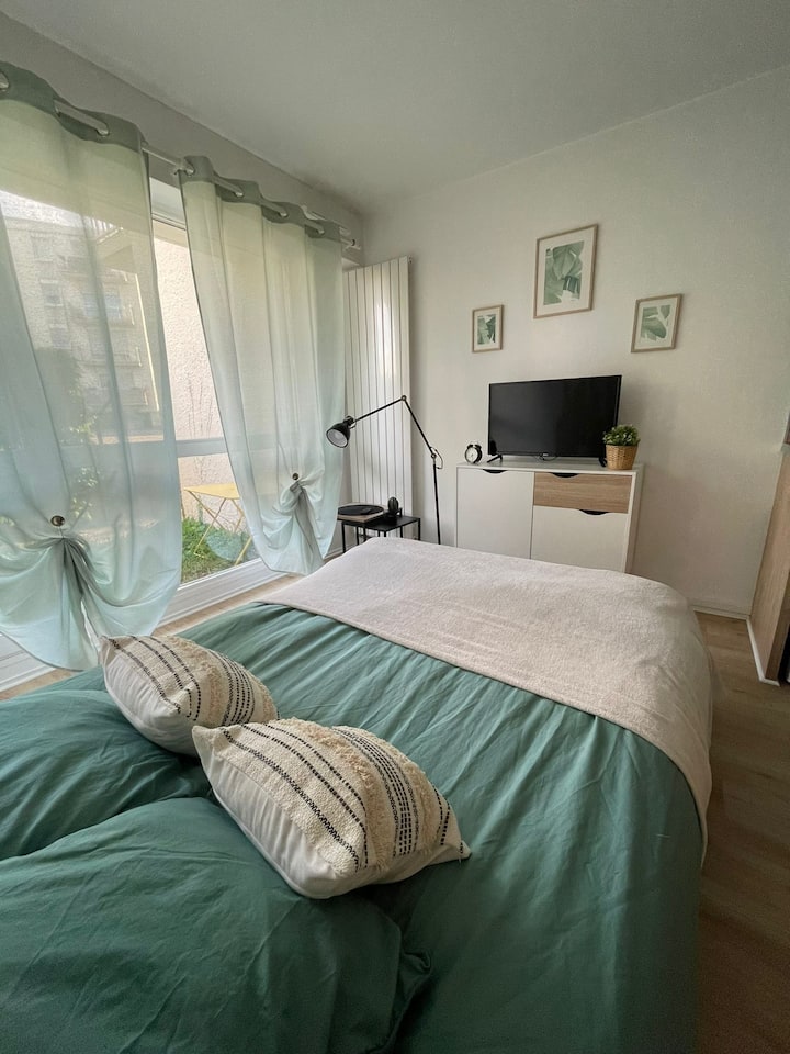 Le Chartrain Cosy - Avec Jardin - 류쎄