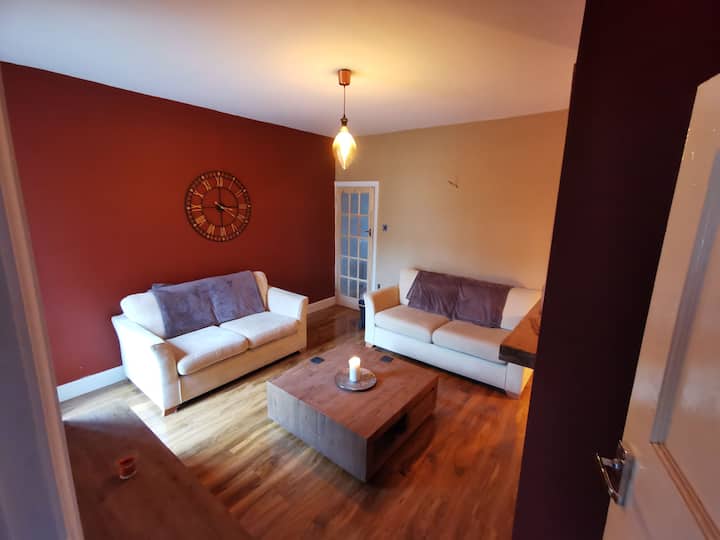Semi Detached Private Room 5 Mins To Bae - Barrow-in-Furness