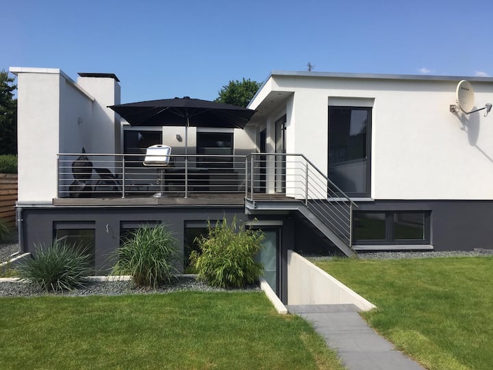 Moderner, Neuer Bungalow, Erdgeschoss Barrierefrei - Braunschweig