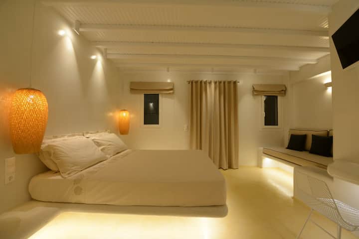 Suite With Balcony At The Heart Of Mykonos City - Mykonos