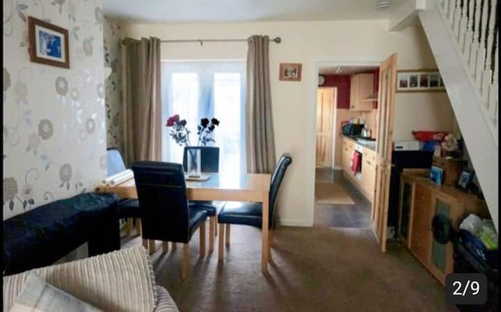 Well Priced House For Gold Cup - Gloucester