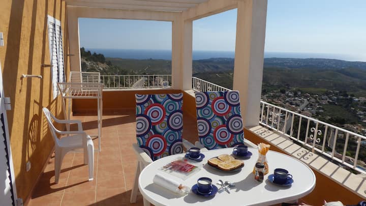 Great Flat With "Infinity" Views Of Mediterranean - Benitachell