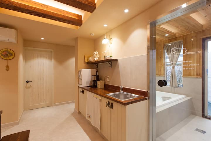 전주한옥마을어린왕자 독채/4명~10명/게스트하우스 - Jeonju-si