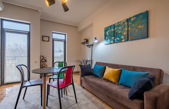 ★ Charming Apt Close To Marjanishvili Theatre - Tbilisi