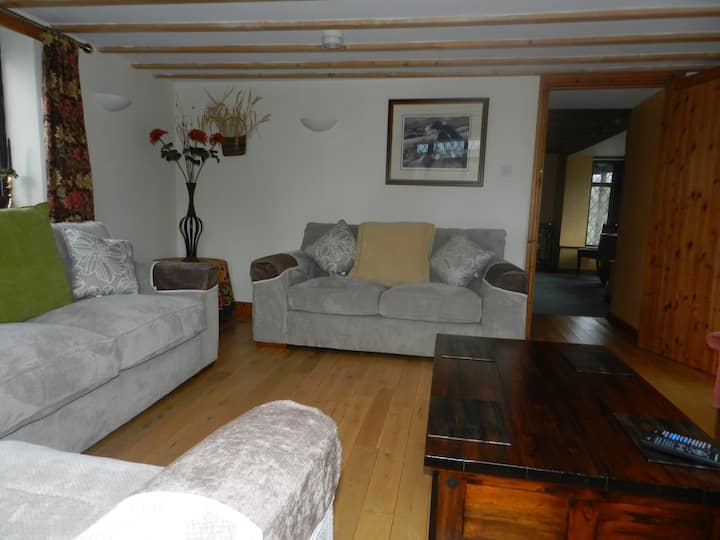 Picturesque Working Farm Contemporary Suite - Polperro