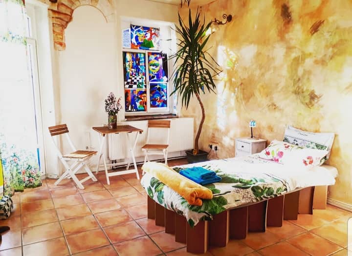2b&b Mit Balkon Im Kreativen Lebensstil - Wiesbaden