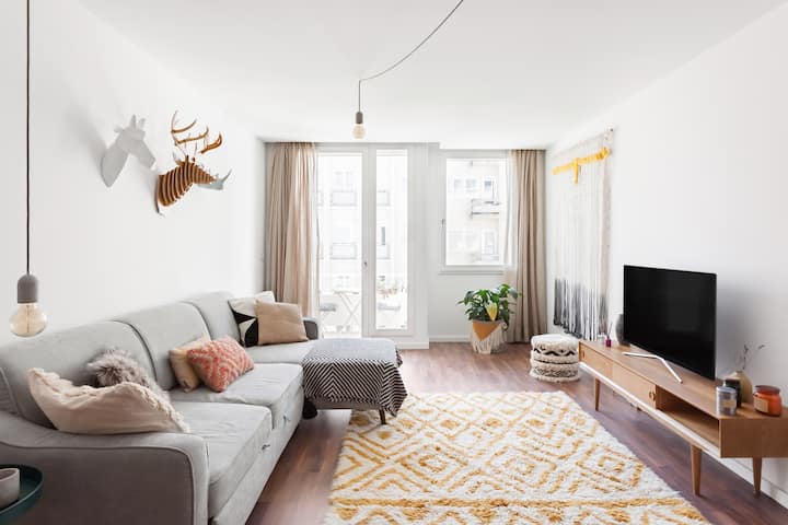 Residences 9 From Hello Porto Ceuta In Classic 1950 Building - Porto