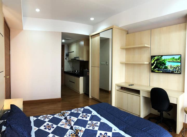 Beverly Dago @Central Bandung Studio Apartment-1 - Bandung