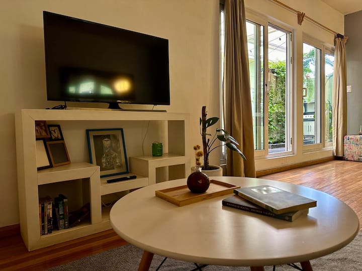 Oasis In Condesa -Sleeps 7 - Patio- Parque España