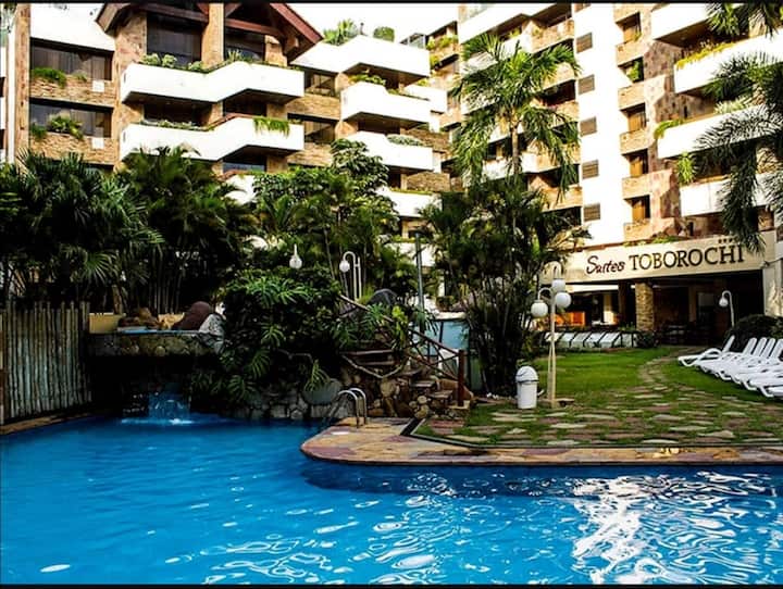 Elegante Apartamento En Equipetrol - Bolivia