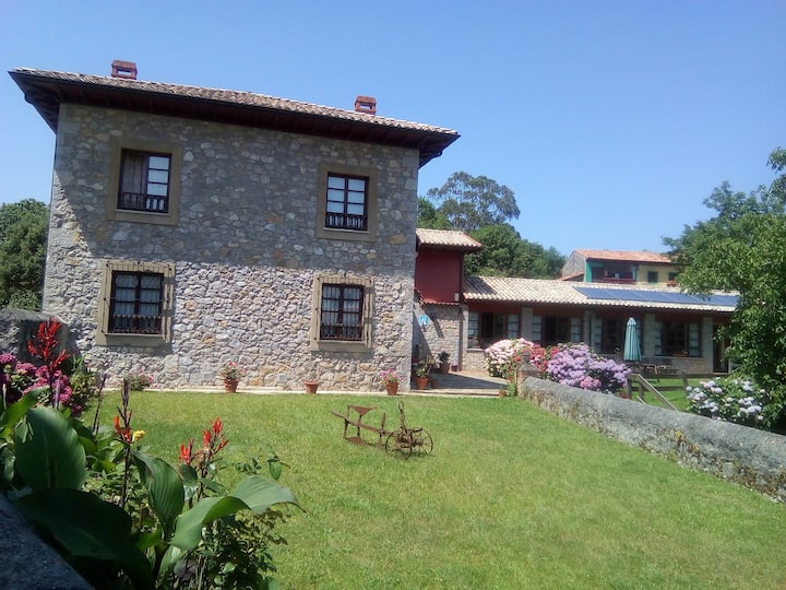 En El Concejo De Llanes , Un Hotel Con Encanto 4 - Ribadesella
