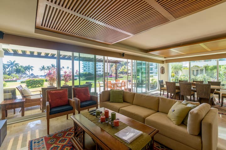 Long Stay: Shangrila Ground Floor + Oceanfront - Puerto Vallarta