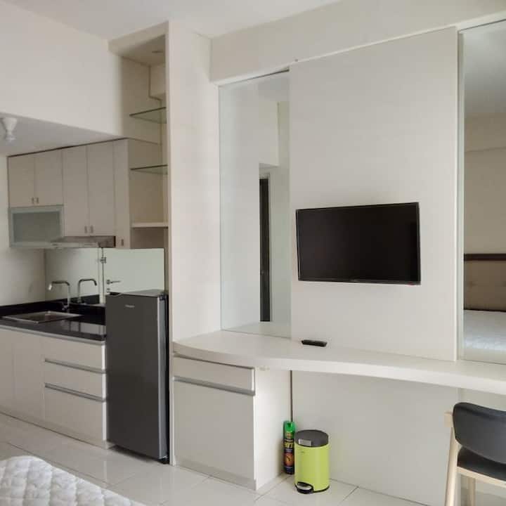 Studio Apartment In The Heart Of The City - Malang