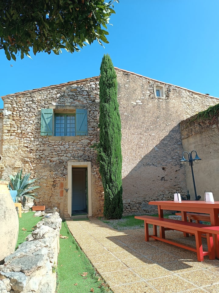 Maison De Charme Poulx , Proche Nîmes - Nimes