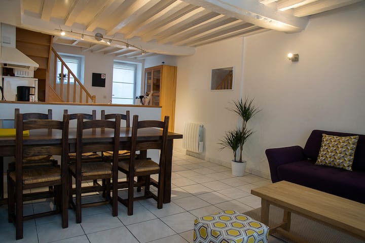 A 710 M De La Mer, Maison Avec Terrasse Sur Cour. - Plage de Langrune-sur-Mer