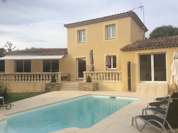 Beau Studio Avec Piscine Privée - Roquevaire