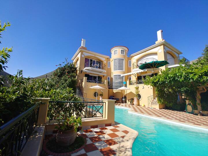 Villa Tzitzifies - Kefalonia