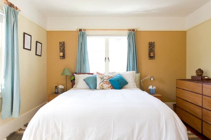 Gorgeous Craftsman Home - Berkeley, CA