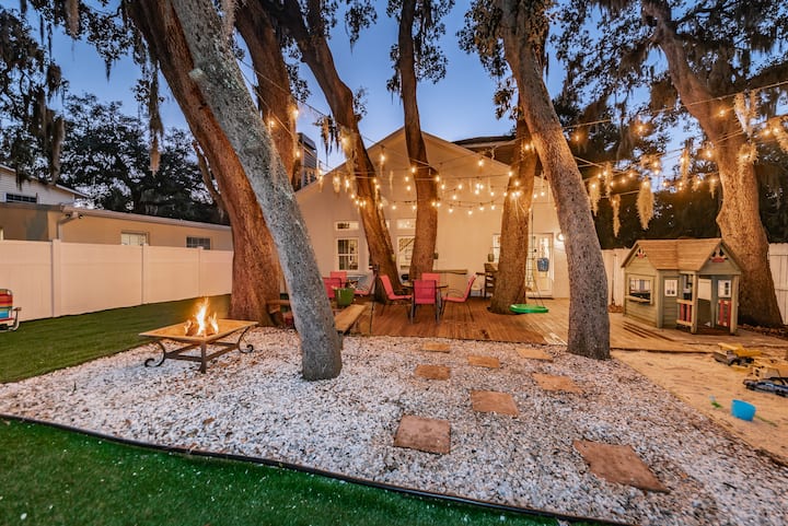 Experience Our Little Bit Of Paradise Near Beaches - Holiday, FL
