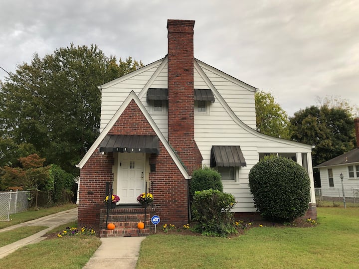 Cottage Place Of The 757 - Portsmouth, VA