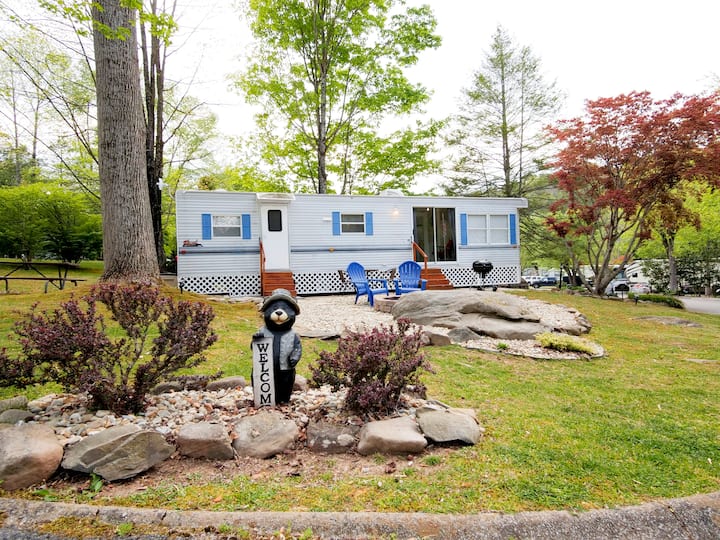 Smoky's Hideaway Renovated Camper In Smoky Mts - Great Smoky Mountains National Park