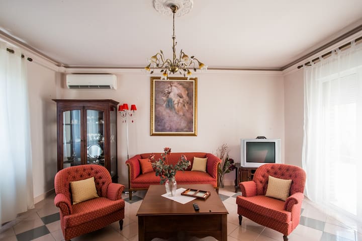 The Neoclassical - 10min From Corfu Airport - Corfu