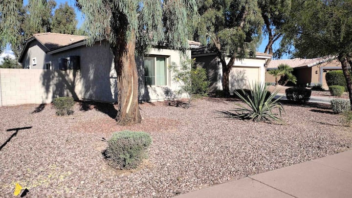 2182 Sq. Ft. Queen Creek Vacation Home. - Queen Creek, AZ