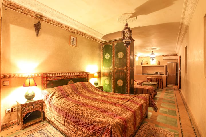 Grande Chambre Proche Des Souks - Marrakesh