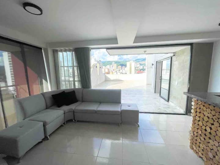 Hermoso Apartamento Con Espectacular Terraza - Bucaramanga