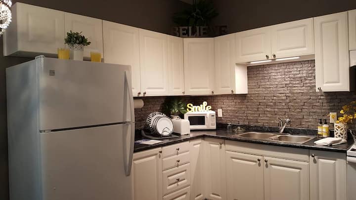 Mjd Place Executive Suite 201 - Sturgeon Falls