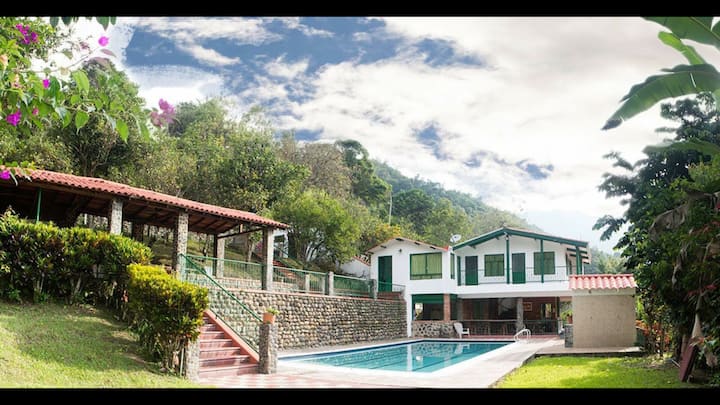 Balcones De Santa Lucia - Pacho