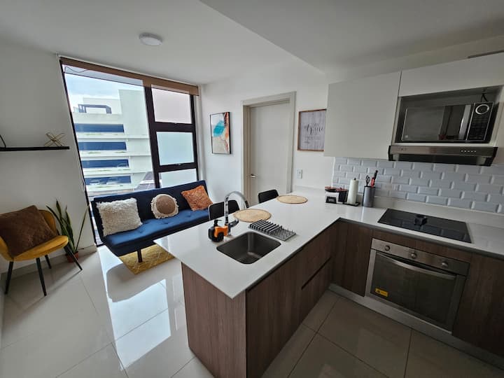Moderno Apartamento En La Sabana - San José