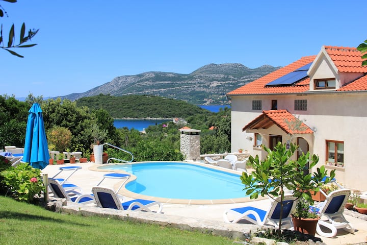 Apartment Grgić With A Balcony And A Sea View  -6 - Korčula